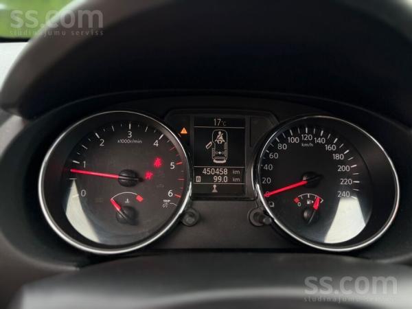 Nissan Qashqai 2011 Talsi vietnē Balts Nissan Qashqai 2011 Talsi, ar dzinēja tilpumu 2.00 L un nobraukumu 450 tūkst. km par 3600 €, foto 11 vietnē AUTOMOTO.COM.LV