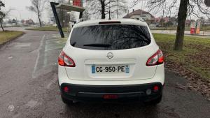 Balts Nissan Qashqai 2012 Tauragė, ar dzinēja tilpumu 1.60 L un nobraukumu 190 tūkst. km par 4700 €, foto 7 vietnē AUTOMOTO.COM.LV