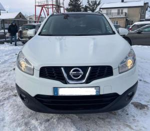 White Nissan Qashqai 2012 in Taurage, with an engine capacity of 1.46 L and mileage of 260 thousand km for 4900 €, photo 2 on AUTOMOTO.COM.LV