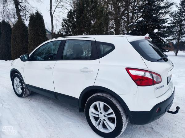 Balts Nissan Qashqai 2012 Mažeikiai, ar dzinēja tilpumu 1.50 L un nobraukumu 234 tūkst. km par 5900 €, foto 6 vietnē AUTOMOTO.COM.LV