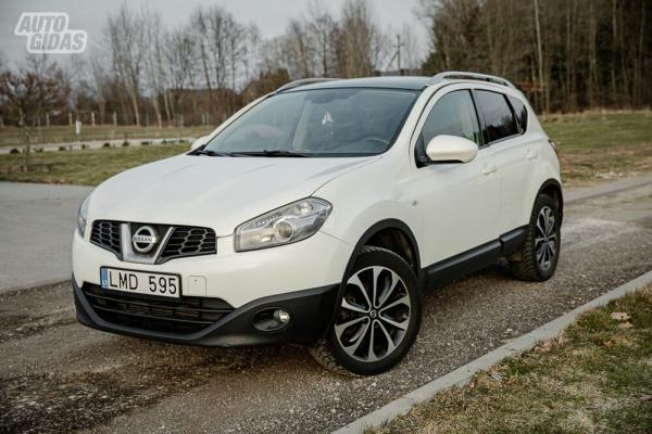 Balts Nissan Qashqai 2012 Kauņa, ar dzinēja tilpumu 1.50 L un nobraukumu 340 tūkst. km par 4400 €, foto 1 vietnē AUTOMOTO.COM.LV