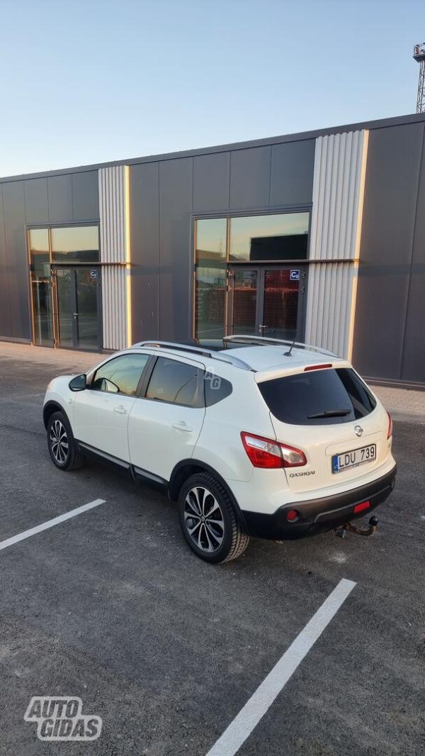 Balts Nissan Qashqai 2012 Kauņa, ar dzinēja tilpumu 1.60 L un nobraukumu 204 tūkst. km par 3900 €, foto 9 vietnē AUTOMOTO.COM.LV