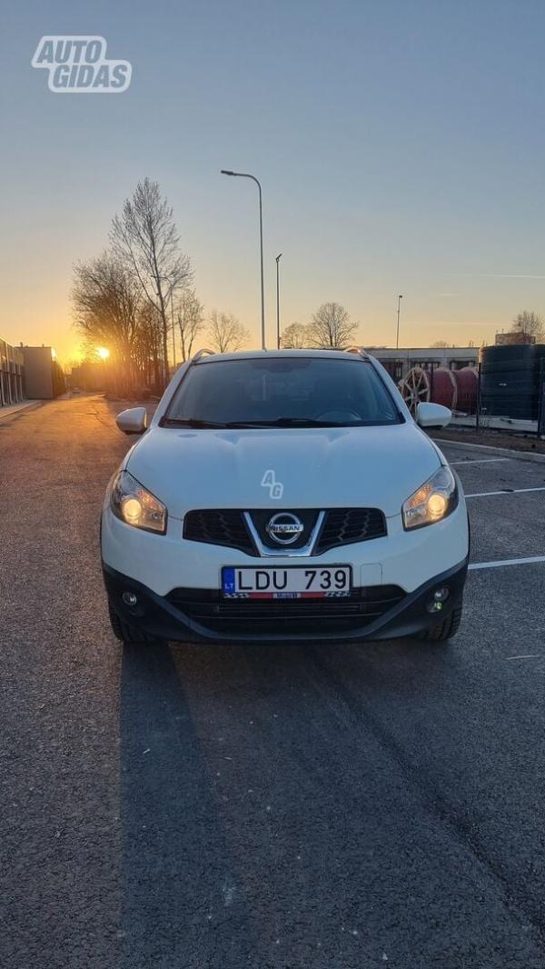 Balts Nissan Qashqai 2012 Kauņa, ar dzinēja tilpumu 1.60 L un nobraukumu 204 tūkst. km par 3900 €, foto 10 vietnē AUTOMOTO.COM.LV