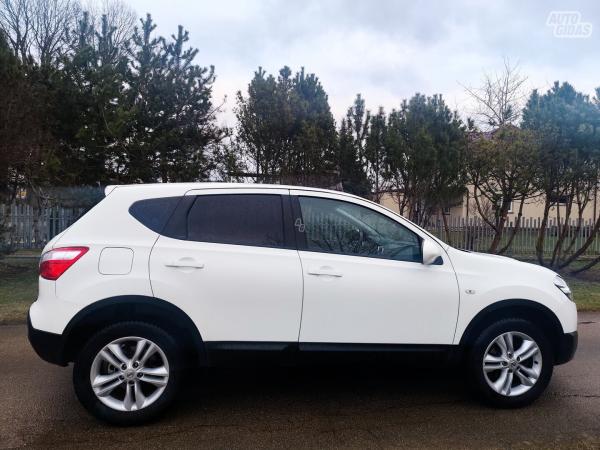 Balts Nissan Qashqai 2012 Mažeikiai, ar dzinēja tilpumu 1.60 L un nobraukumu 238 tūkst. km par 5900 €, foto 9 vietnē AUTOMOTO.COM.LV