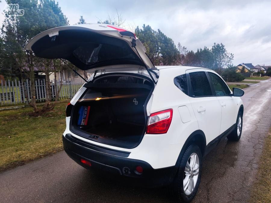 Balts Nissan Qashqai 2012 Mažeikiai, ar dzinēja tilpumu 1.60 L un nobraukumu 238 tūkst. km par 5900 €, foto 11 vietnē AUTOMOTO.COM.LV
