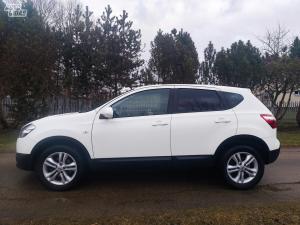 Balts Nissan Qashqai 2012 Mažeikiai, ar dzinēja tilpumu 1.60 L un nobraukumu 238 tūkst. km par 5900 €, foto 19 vietnē AUTOMOTO.COM.LV