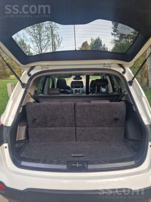 White Nissan Qashqai 2012 in Riga, with an engine capacity of 1.50 L and mileage of 187 thousand km for 5500 €, photo 11 on AUTOMOTO.COM.LV