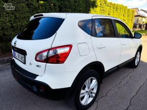 White Nissan Qashqai 2012 in Mazeikiai, with an engine capacity of 1.60 L and mileage of 218 thousand km for 5800 €, photo 6 on AUTOMOTO.COM.LV