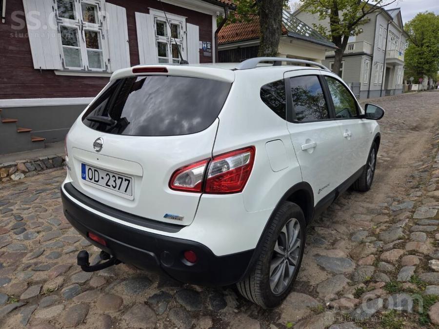 Белый Ниссан Кашкай 2012 в Рига, объемом двигателя 1.60 л и пробегом 220 тыс. км за 4600 €, фото 8 на AUTOMOTO.COM.LV