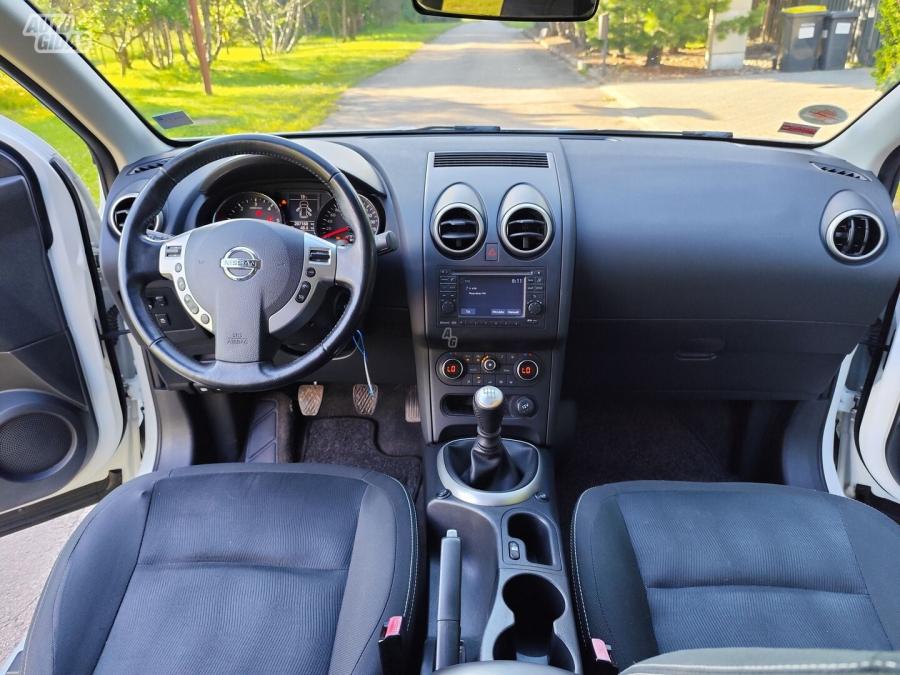 Balts Nissan Qashqai 2012 Mažeikiai, ar dzinēja tilpumu 1.60 L un nobraukumu 218 tūkst. km par 5800 €, foto 16 vietnē AUTOMOTO.COM.LV
