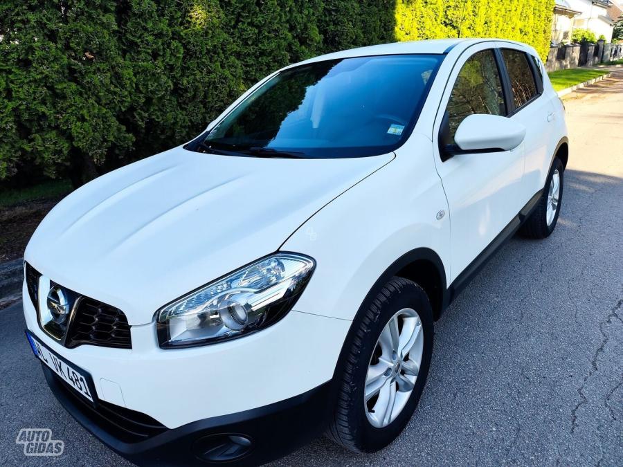 Balts Nissan Qashqai 2012 Mažeikiai, ar dzinēja tilpumu 1.60 L un nobraukumu 218 tūkst. km par 5800 €, foto 23 vietnē AUTOMOTO.COM.LV
