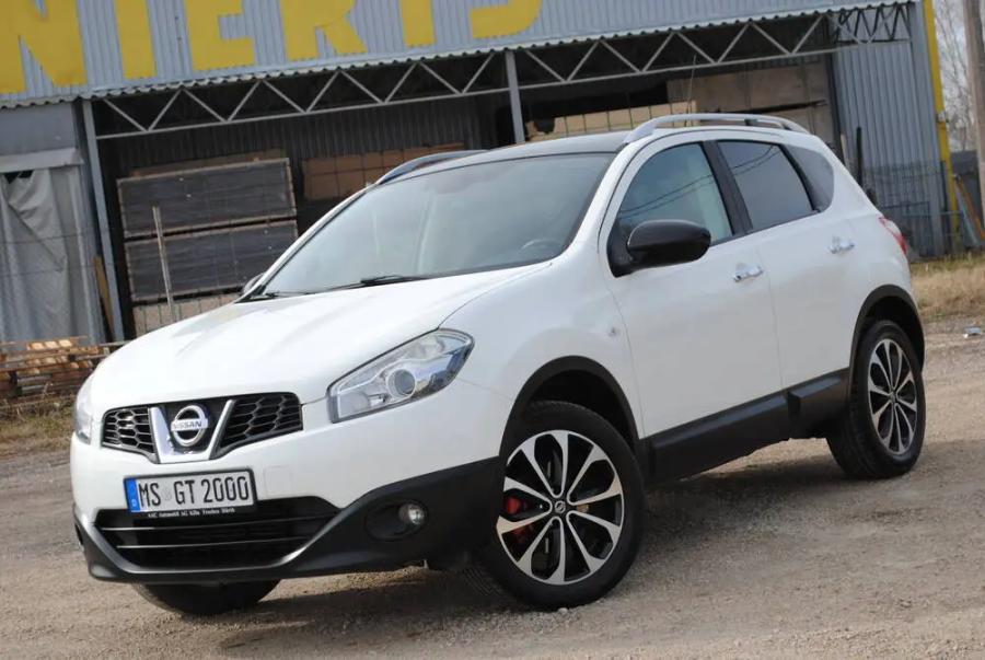 Balts Nissan Qashqai 2012 Rīga, ar dzinēja tilpumu 1.50 L un nobraukumu 191 tūkst. km par 6990 €, foto 1 vietnē AUTOMOTO.COM.LV