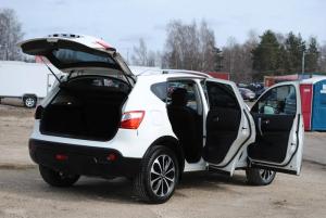 Balts Nissan Qashqai 2012 Rīga, ar dzinēja tilpumu 1.50 L un nobraukumu 191 tūkst. km par 6990 €, foto 8 vietnē AUTOMOTO.COM.LV