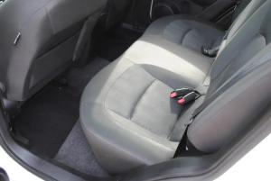 Balts Nissan Qashqai 2012 Rīga, ar dzinēja tilpumu 1.50 L un nobraukumu 191 tūkst. km par 6990 €, foto 16 vietnē AUTOMOTO.COM.LV