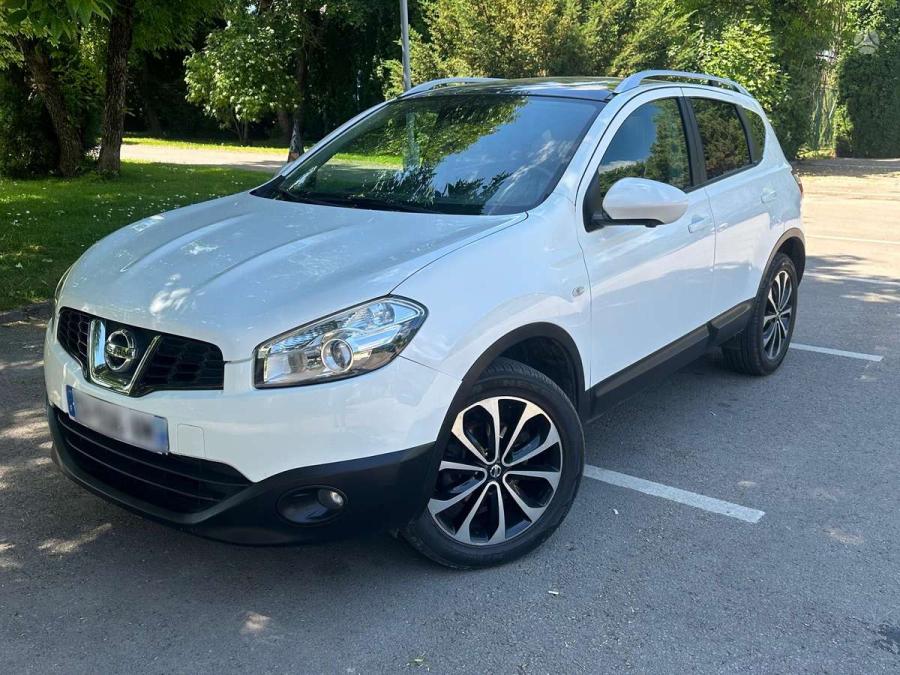 Balts Nissan Qashqai 2012 Tauragė, ar dzinēja tilpumu 1.46 L un nobraukumu 248 tūkst. km par 4700 €, foto 1 vietnē AUTOMOTO.COM.LV