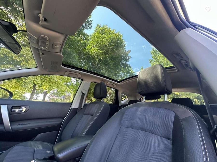 Balts Nissan Qashqai 2012 Tauragė, ar dzinēja tilpumu 1.46 L un nobraukumu 248 tūkst. km par 4700 €, foto 19 vietnē AUTOMOTO.COM.LV
