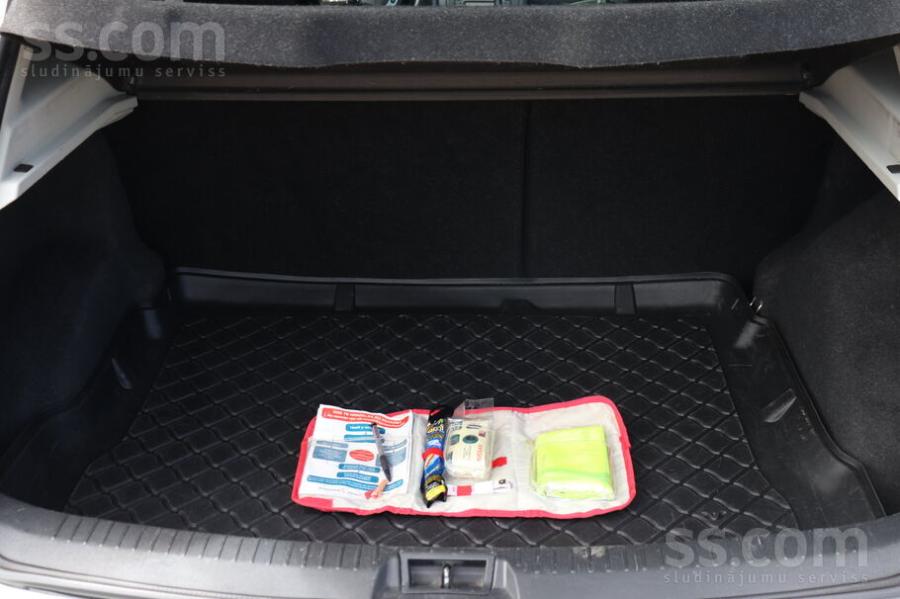 Balts Nissan Qashqai 2012 Valmiera, ar dzinēja tilpumu 1.60 L un nobraukumu 247 tūkst. km par 6150 €, foto 23 vietnē AUTOMOTO.COM.LV