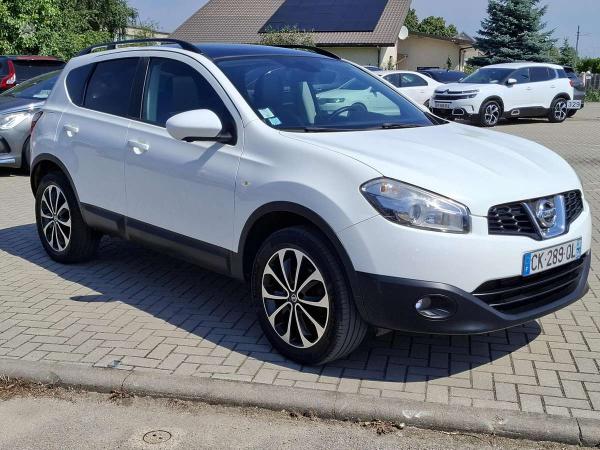 Balts Nissan Qashqai 2012 Tauragė, ar dzinēja tilpumu 1.46 L un nobraukumu 227 tūkst. km par 5000 €, foto 3 vietnē AUTOMOTO.COM.LV