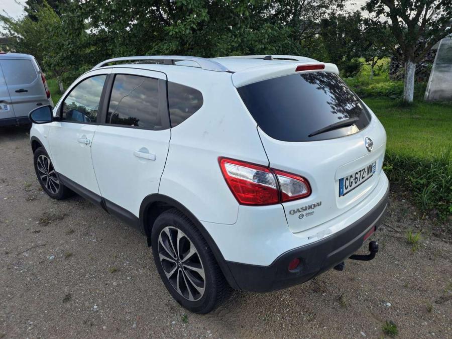 Balts Nissan Qashqai 2012 Tauragė, ar dzinēja tilpumu 1.46 L un nobraukumu 240 tūkst. km par 3799 €, foto 3 vietnē AUTOMOTO.COM.LV