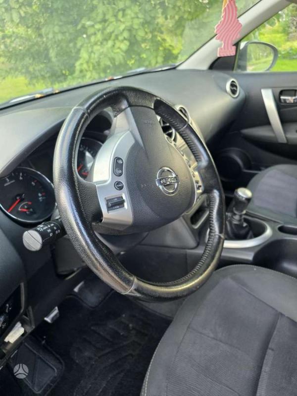 Balts Nissan Qashqai 2012 Tauragė, ar dzinēja tilpumu 1.46 L un nobraukumu 240 tūkst. km par 3799 €, foto 3 vietnē AUTOMOTO.COM.LV