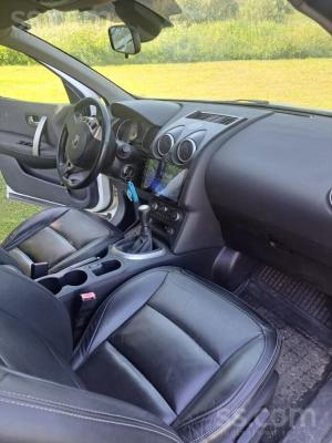 Balts Nissan Qashqai 2012 Rēzekne, ar dzinēja tilpumu 1.60 L un nobraukumu 262 tūkst. km par 5700 €, foto 5 vietnē AUTOMOTO.COM.LV