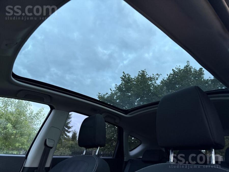 White Nissan Qashqai 2012 in Bauska, with an engine capacity of 1.50 L and mileage of 212 thousand km for 5300 €, photo 11 on AUTOMOTO.COM.LV