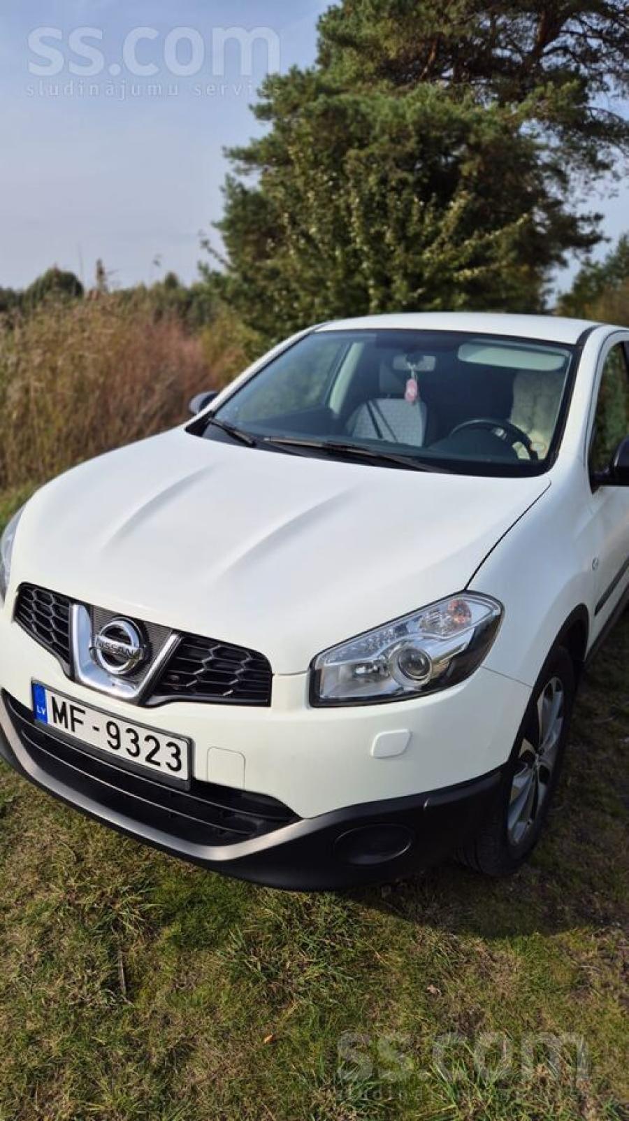 Balts Nissan Qashqai 2012 Liepāja, ar dzinēja tilpumu 1.60 L un nobraukumu 188 tūkst. km par 5500 €, foto 1 vietnē AUTOMOTO.COM.LV