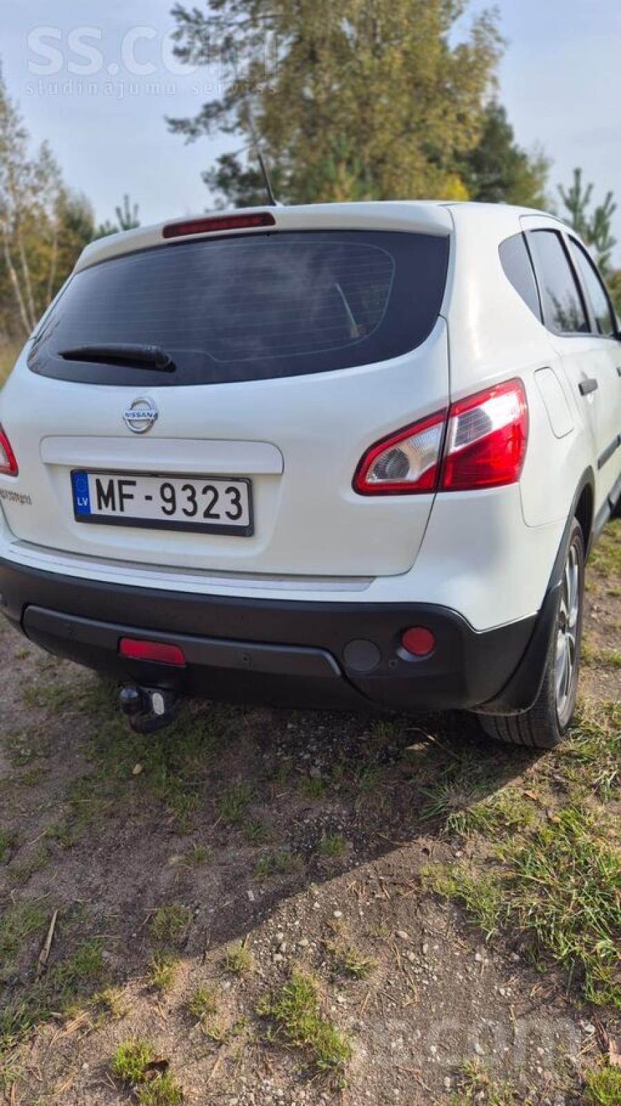 Balts Nissan Qashqai 2012 Liepāja, ar dzinēja tilpumu 1.60 L un nobraukumu 188 tūkst. km par 5500 €, foto 3 vietnē AUTOMOTO.COM.LV