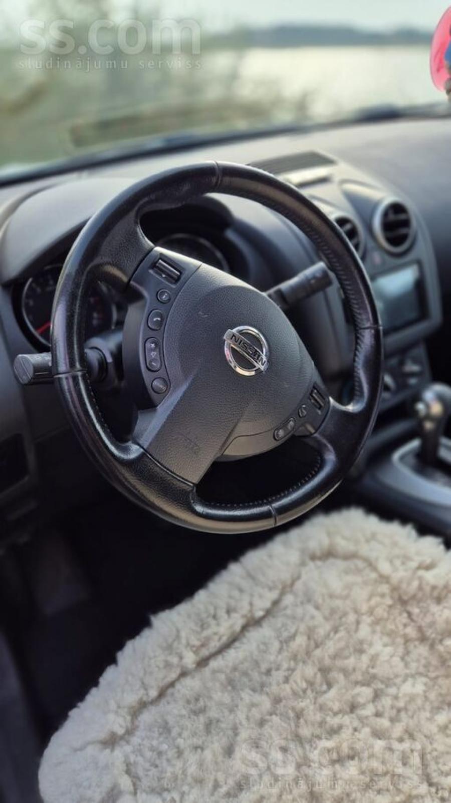 Balts Nissan Qashqai 2012 Liepāja, ar dzinēja tilpumu 1.60 L un nobraukumu 188 tūkst. km par 5500 €, foto 7 vietnē AUTOMOTO.COM.LV
