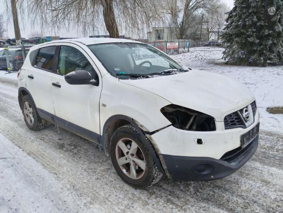 Белый Ниссан Кашкай 2013 в Мариямполе, объемом двигателя 1.46 л и пробегом 408 тыс. км за 3250 €, фото 4 на AUTOMOTO.COM.LV