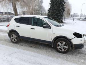 Белый Ниссан Кашкай 2013 в Мариямполе, объемом двигателя 1.46 л и пробегом 408 тыс. км за 3250 €, фото 5 на AUTOMOTO.COM.LV