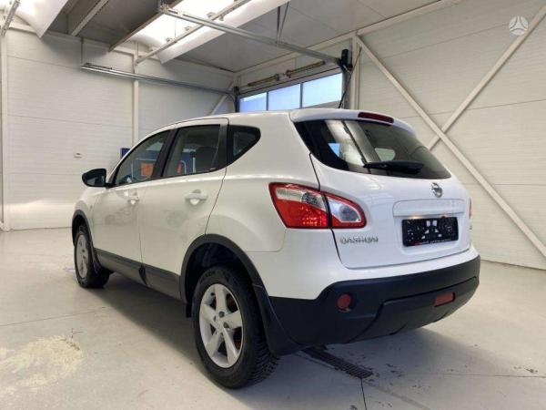 Balts Nissan Qashqai 2013 Radviliškis, ar dzinēja tilpumu 1.46 L un nobraukumu 251 tūkst. km par 5350 €, foto 4 vietnē AUTOMOTO.COM.LV