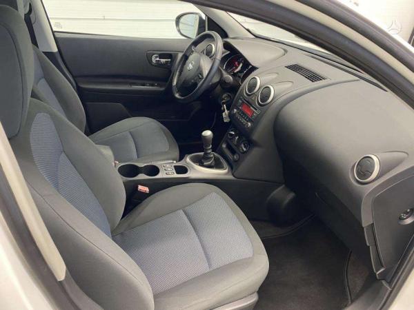 Balts Nissan Qashqai 2013 Radviliškis, ar dzinēja tilpumu 1.46 L un nobraukumu 251 tūkst. km par 5350 €, foto 8 vietnē AUTOMOTO.COM.LV