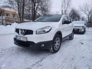 Balts Nissan Qashqai 2013 Viļņa, ar dzinēja tilpumu 1.60 L un nobraukumu 260 tūkst. km par 4600 €, foto  vietnē AUTOMOTO.COM.LV
