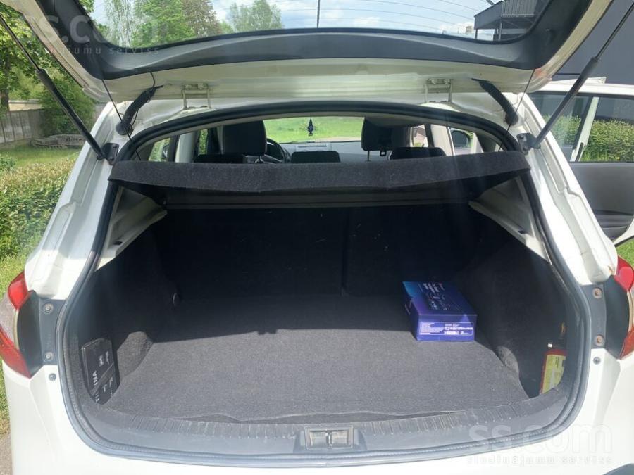 Balts Nissan Qashqai 2013 Rīga, ar dzinēja tilpumu 1.60 L un nobraukumu 203 tūkst. km par 5900 €, foto 9 vietnē AUTOMOTO.COM.LV