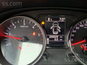 Balts Nissan Qashqai 2013 Rīga, ar dzinēja tilpumu 1.60 L un nobraukumu 203 tūkst. km par 5900 €, foto 22 vietnē AUTOMOTO.COM.LV