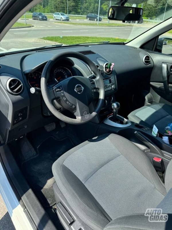 Balts Nissan Qashqai 2013 Viļņa, ar dzinēja tilpumu 1.60 L un nobraukumu 128 tūkst. km par 6000 €, foto 9 vietnē AUTOMOTO.COM.LV