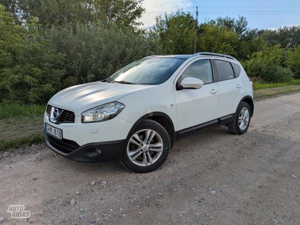 Balts Nissan Qashqai 2013 Marijampole, ar dzinēja tilpumu 1.60 L un nobraukumu 171 tūkst. km par 4800 €, foto 2 vietnē AUTOMOTO.COM.LV