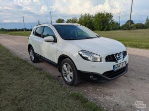 Balts Nissan Qashqai 2013 Marijampole, ar dzinēja tilpumu 1.60 L un nobraukumu 171 tūkst. km par 4800 €, foto 4 vietnē AUTOMOTO.COM.LV