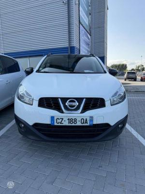 Balts Nissan Qashqai 2013 Tauragė, ar dzinēja tilpumu 1.60 L un nobraukumu 320 tūkst. km par 4450 €, foto 4 vietnē AUTOMOTO.COM.LV