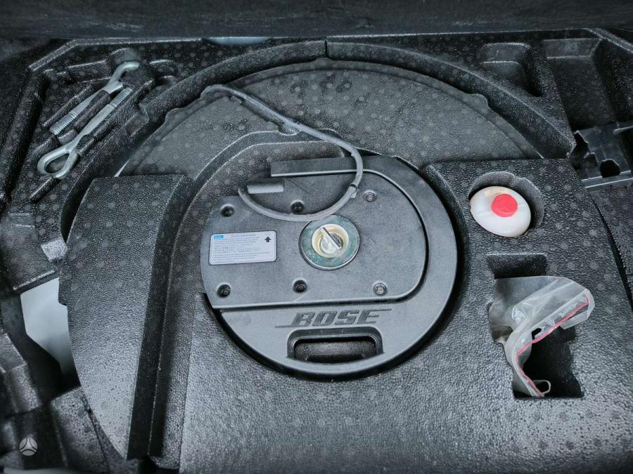 White Nissan Qashqai 2013 in Trakai, with an engine capacity of 1.60 L and mileage of 290 thousand km for 4540 €, photo 31 on AUTOMOTO.COM.LV