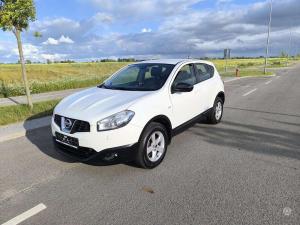 White Nissan Qashqai 2013 in Marijampole, with an engine capacity of 1.60 L and mileage of 305 thousand km for 3200 €, photo  on AUTOMOTO.COM.LV