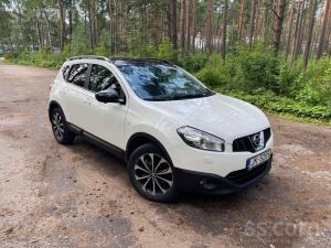 White Nissan Qashqai 2013 in Riga, with an engine capacity of 1.60 L and mileage of 125 thousand km for 7500 €, photo 3 on AUTOMOTO.COM.LV