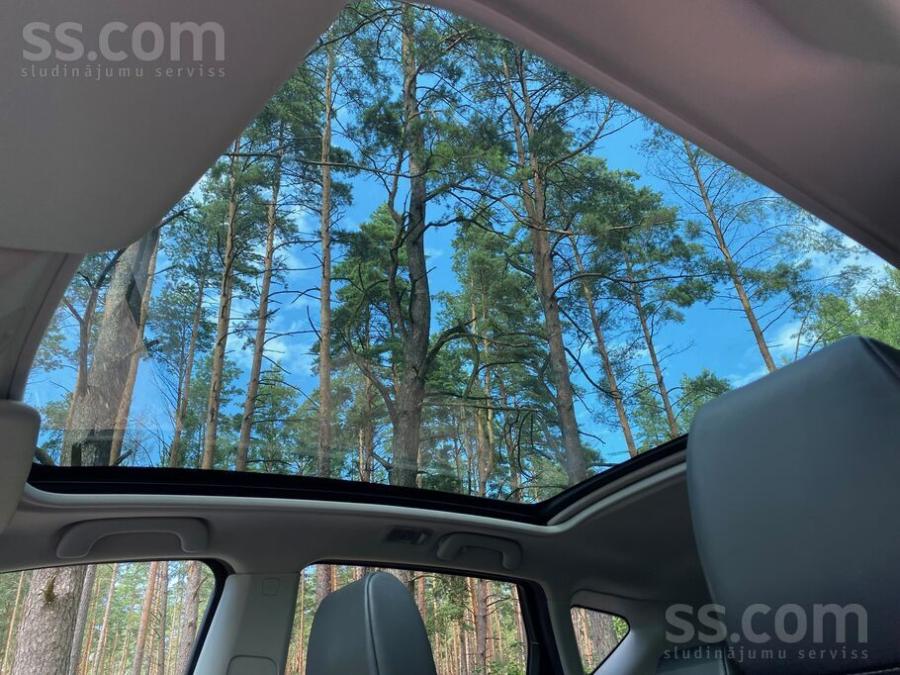 White Nissan Qashqai 2013 in Riga, with an engine capacity of 1.60 L and mileage of 125 thousand km for 7500 €, photo 6 on AUTOMOTO.COM.LV