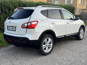 Balts Nissan Qashqai 2013 Panevēža, ar dzinēja tilpumu 2.00 L un nobraukumu 193 tūkst. km par 3550 €, foto 3 vietnē AUTOMOTO.COM.LV