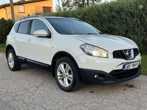 Balts Nissan Qashqai 2013 Panevēža, ar dzinēja tilpumu 2.00 L un nobraukumu 193 tūkst. km par 3550 €, foto 4 vietnē AUTOMOTO.COM.LV