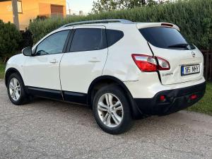 Balts Nissan Qashqai 2013 Panevēža, ar dzinēja tilpumu 2.00 L un nobraukumu 193 tūkst. km par 3550 €, foto 5 vietnē AUTOMOTO.COM.LV