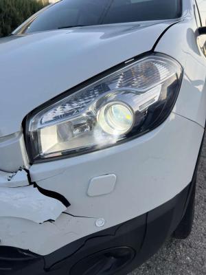 Balts Nissan Qashqai 2013 Panevēža, ar dzinēja tilpumu 2.00 L un nobraukumu 193 tūkst. km par 3550 €, foto 7 vietnē AUTOMOTO.COM.LV
