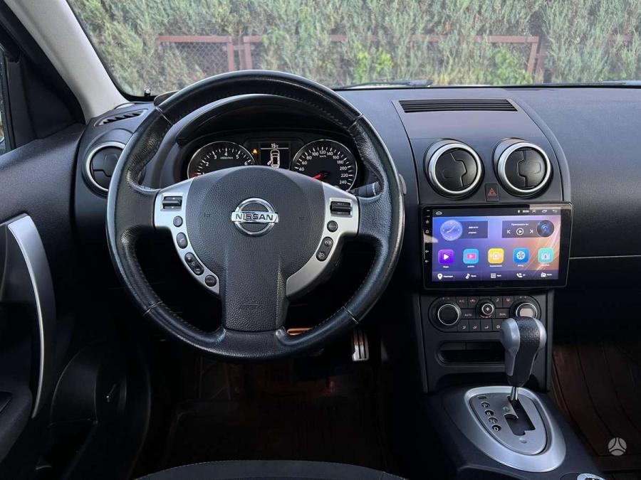Balts Nissan Qashqai 2013 Panevēža, ar dzinēja tilpumu 2.00 L un nobraukumu 193 tūkst. km par 3550 €, foto 10 vietnē AUTOMOTO.COM.LV