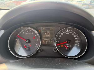 Balts Nissan Qashqai 2013 Panevēža, ar dzinēja tilpumu 1.60 L un nobraukumu 234 tūkst. km par 3800 €, foto 12 vietnē AUTOMOTO.COM.LV